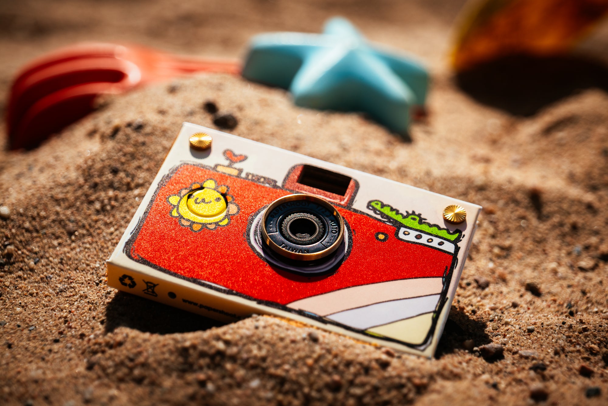 Paper Shoot - Digital Point & Shoot Camera with Interchangeable Cases